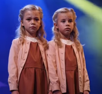Identical Twin Girls Took The Stage In Silence Seconds Later Their